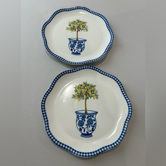 Southern Living | Dining | Nwt Southern Living Blue Lemon Tree Plates ...